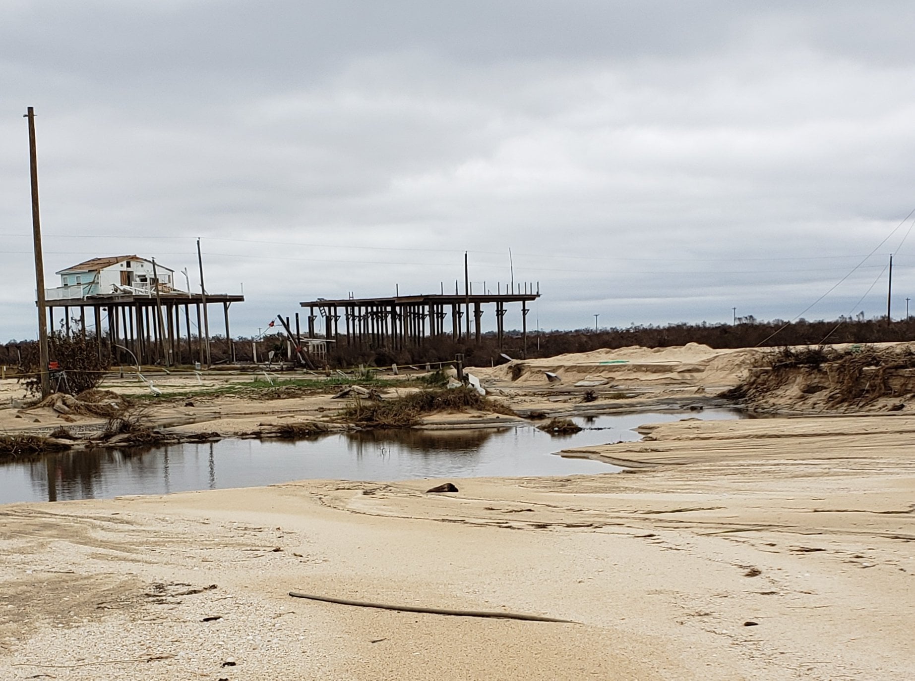 17.2 feet high storm surge during Hurricane Laura - Strange Sounds